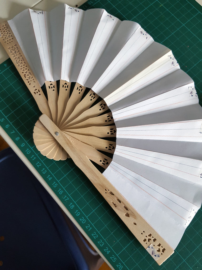 DIY : un éventail d'inspiration japonaise - Les Projets Fantastiques ...